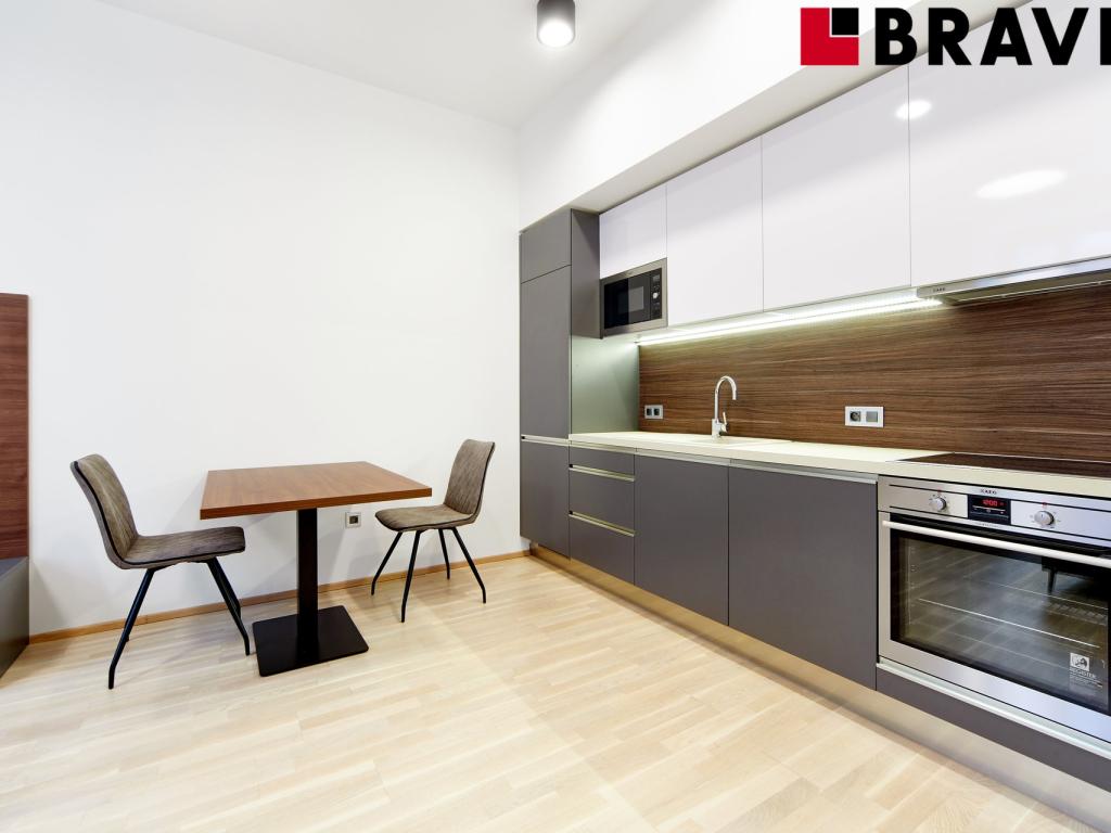 Pronájem bytu 1+kk 32 m² Jakubská, Brno - Brno-město - bez provize ...