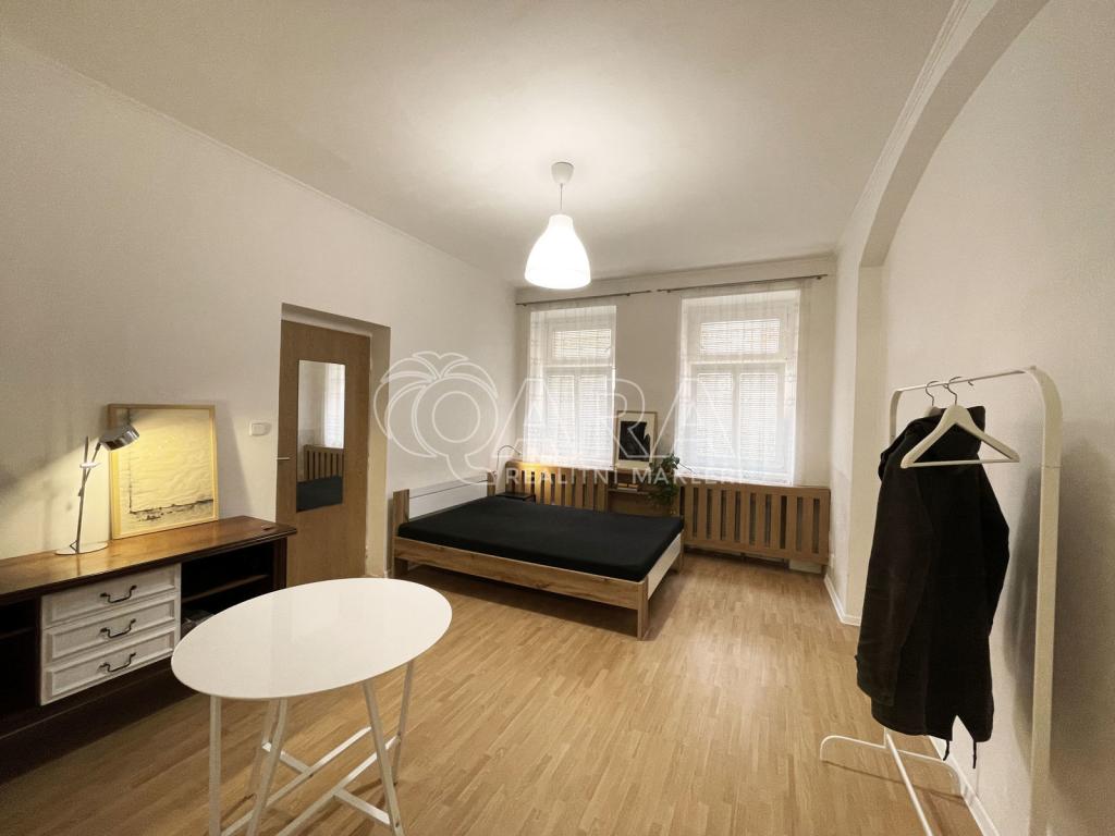 Pronajem bytu 1+kk 21 m² Vyšehradská, Karlovy Vary - Karlovy Vary ...