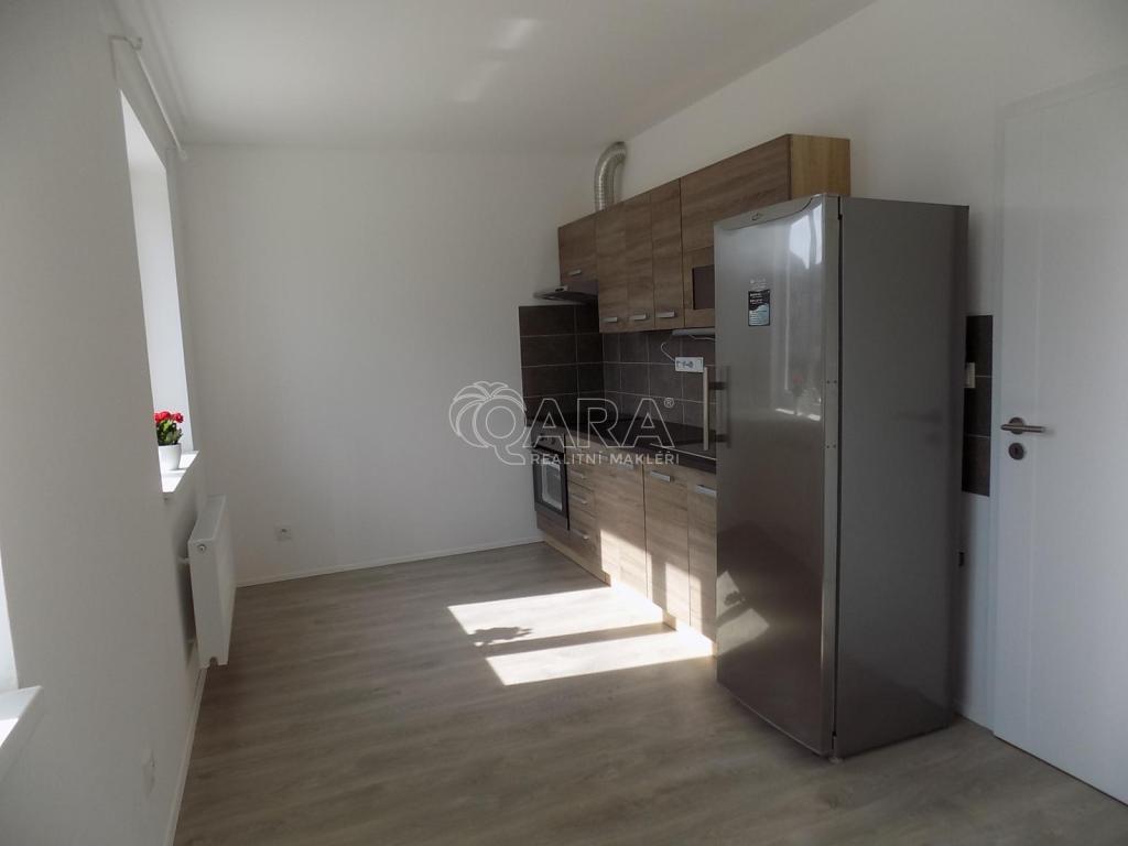 Pronájem bytu 2+kk 42 m² Armádní, Milovice - Mladá - 12000 CZK | UlovDomov.cz