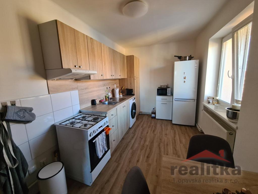 Pronájem bytu 2+1 56 m² náměstí Svaté Hedviky, Opava - Předměstí (Opava) - 10000 CZK | UlovDomov.cz