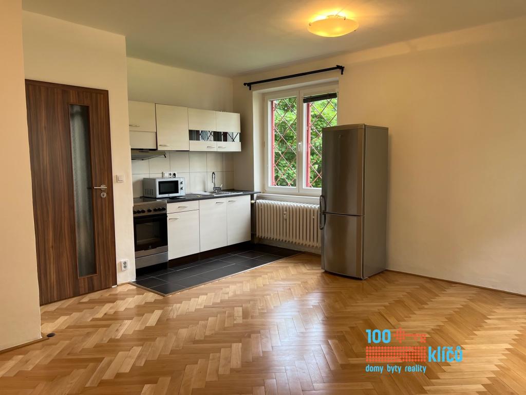 Pronájem bytu 2+kk 33 m2 Praha - Veleslavín - 12500 Kč | UlovDomov.cz