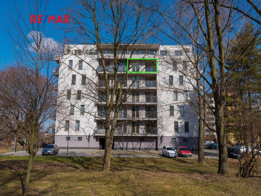 Pronajem bytu 2+kk 61 m2 Štěpnická, Uherské Hradiště - Uherské Hradiště - 12800 CZK | UlovDomov.cz
