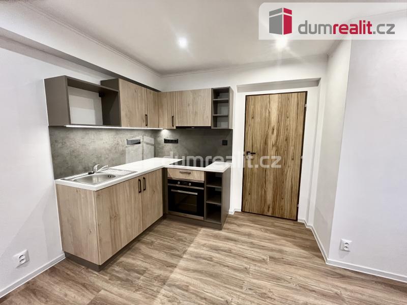 Pronajem bytu 2+kk 40 m² Na stráni, Ústí nad Labem - Klíše - 9000 CZK | UlovDomov.cz