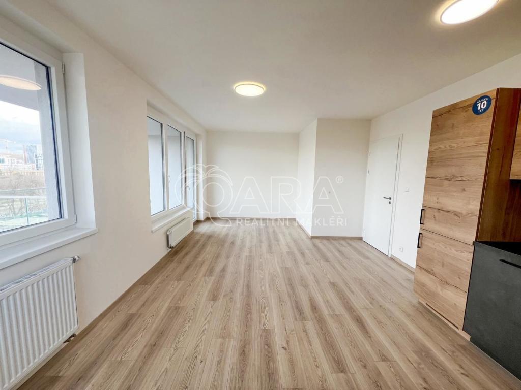 Pronajem bytu 2+kk 56 m² Pod Harfou, Praha - Vysočany (Praha 9) - 22000 CZK | UlovDomov.cz