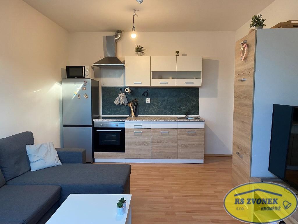 Prodej bytu 2+kk 37 m² náměstí Míru, Kroměříž - Kroměříž - undefined undefined | UlovDomov.cz