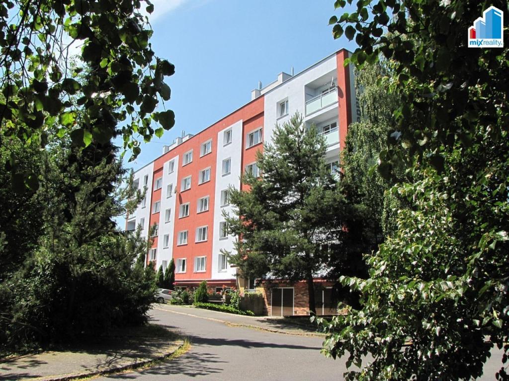 Pronájem bytu 3+1 83 m2 Plzeň - Božkov - 12900 Kč | UlovDomov.cz Pronájem bytu 3+1 83 m2 Plzeň - Božkov - 12900 Kč | UlovDomov.cz