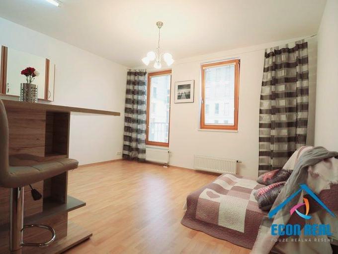 Pronajem bytu 2+kk 48 m² Krumlovská, Praha - Michle (Praha 4) - 16500 CZK | UlovDomov.cz