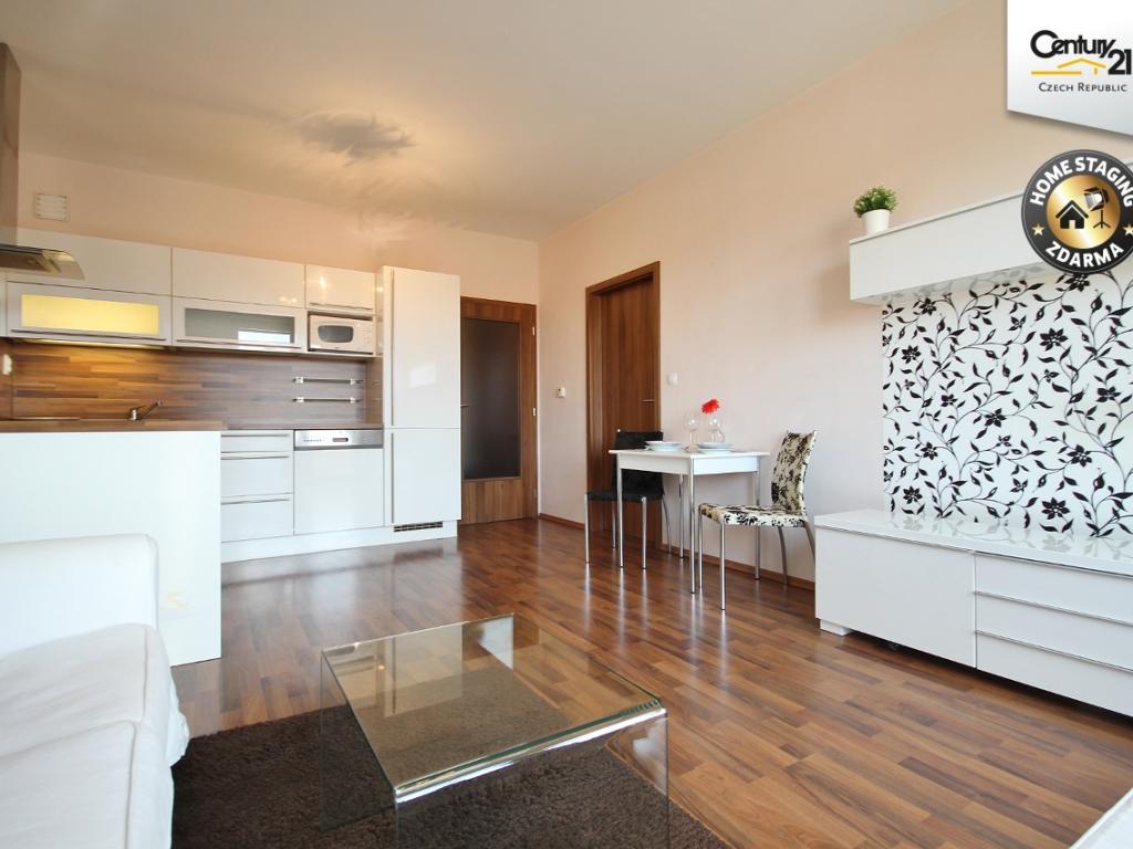 Pronajem bytu 2+kk 62 m² Klášterní Dvůr, Rajhrad - Rajhrad - 9500 CZK | UlovDomov.cz